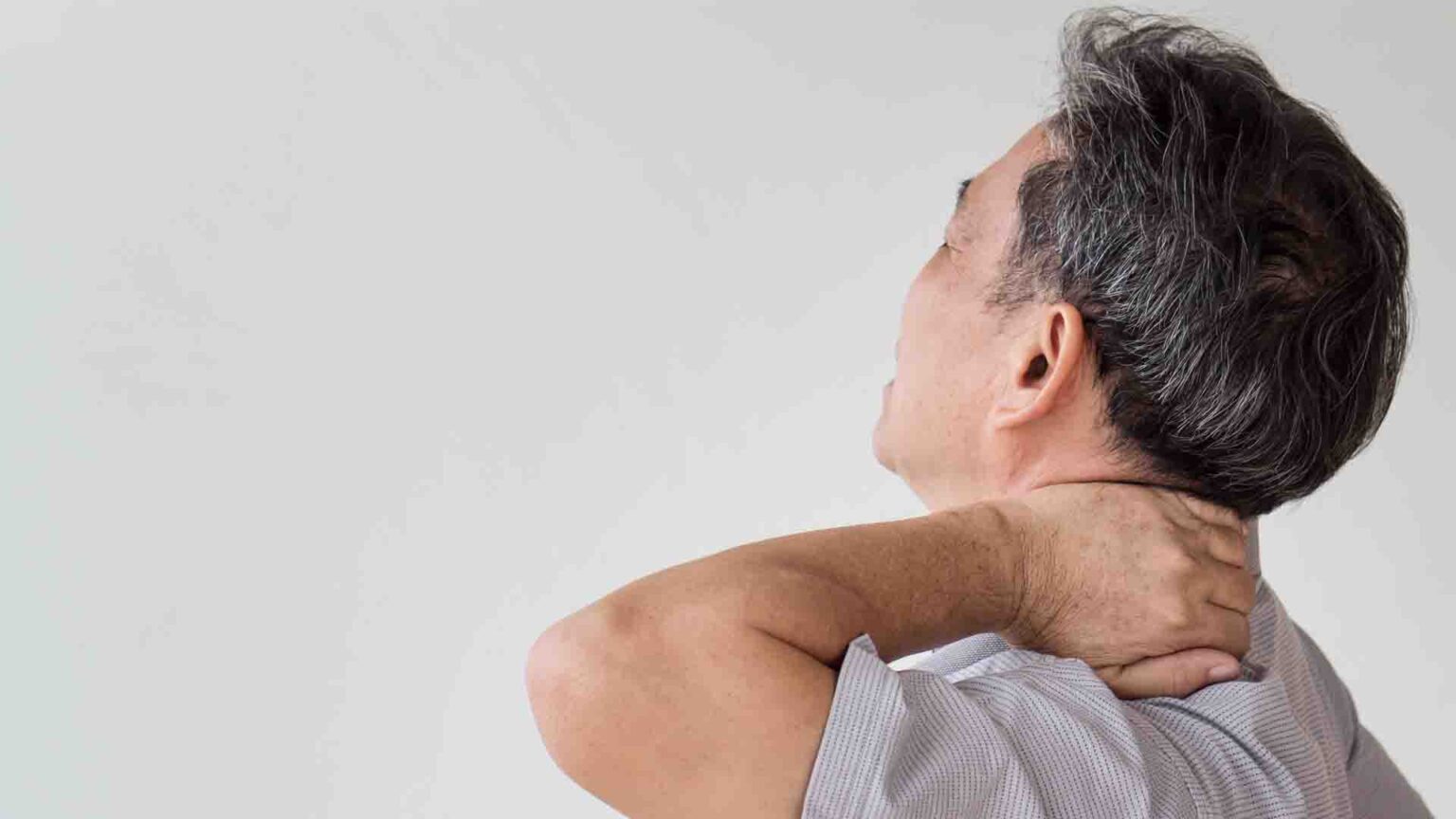 Comprendre l'Arthrose Cervicale : Les Origines de la Douleur dans les ...
